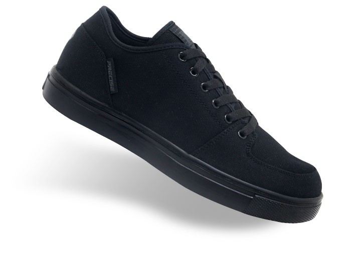 PRECISE HAWK W ALL BLACK | Precise Shoes